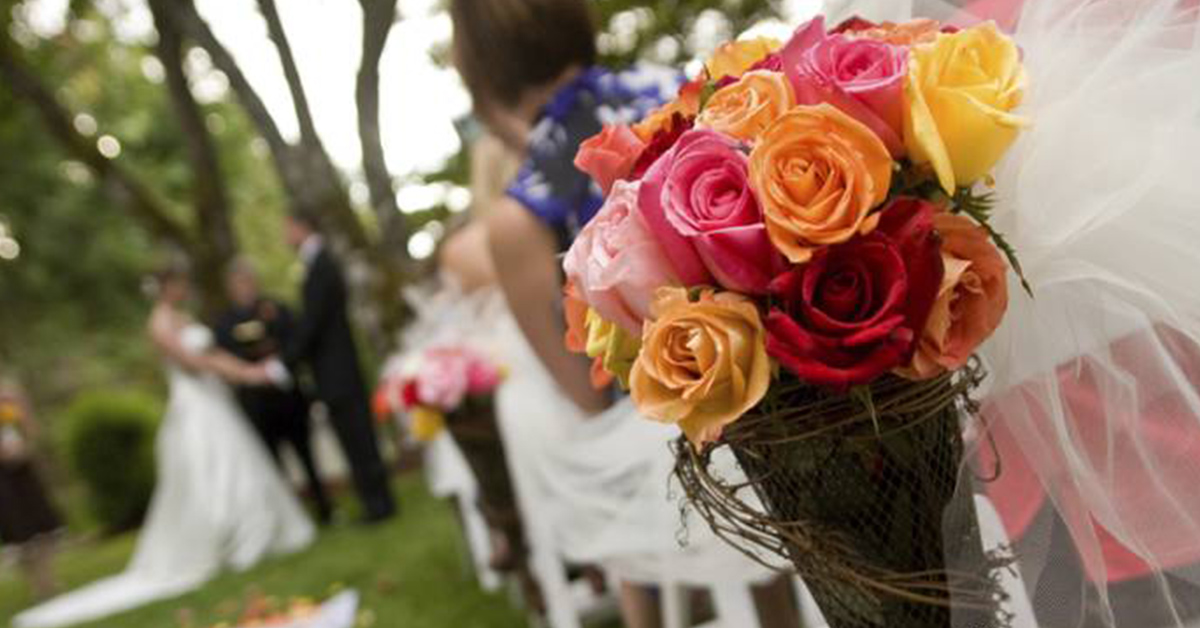 Wedding Guest Etiquette 101 | AMA